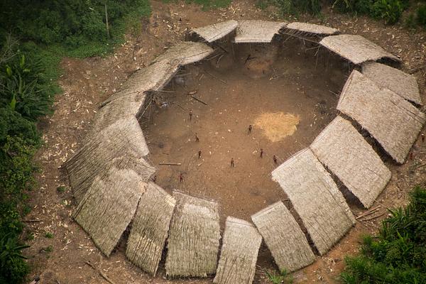 Incredible new photos of uncontacted Amazon tribe – that could be wiped out