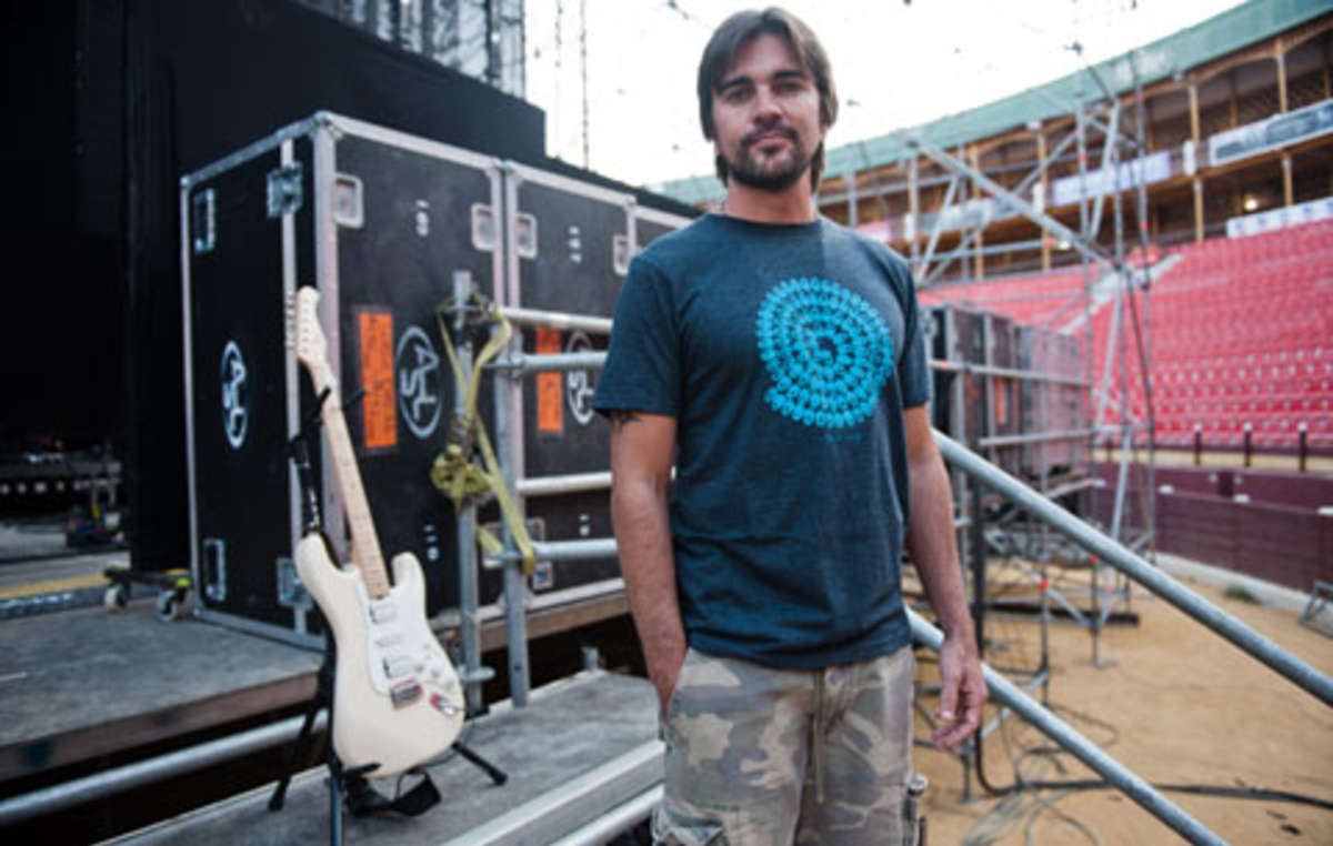 Colombian singer Juanes stands up for tribal peoples